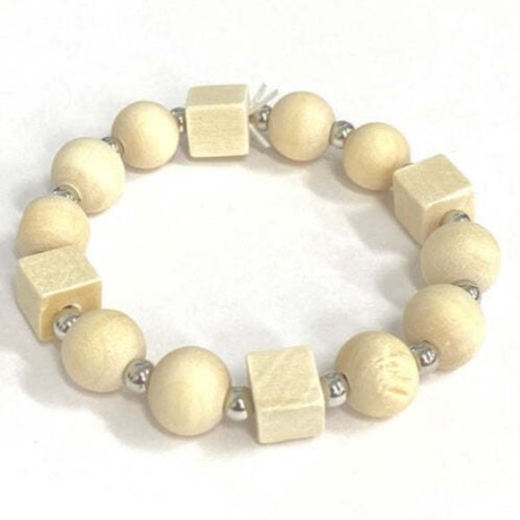 paparazzi | Jewelry | Paparazzi Timber Trendsetter White Bracelet ...